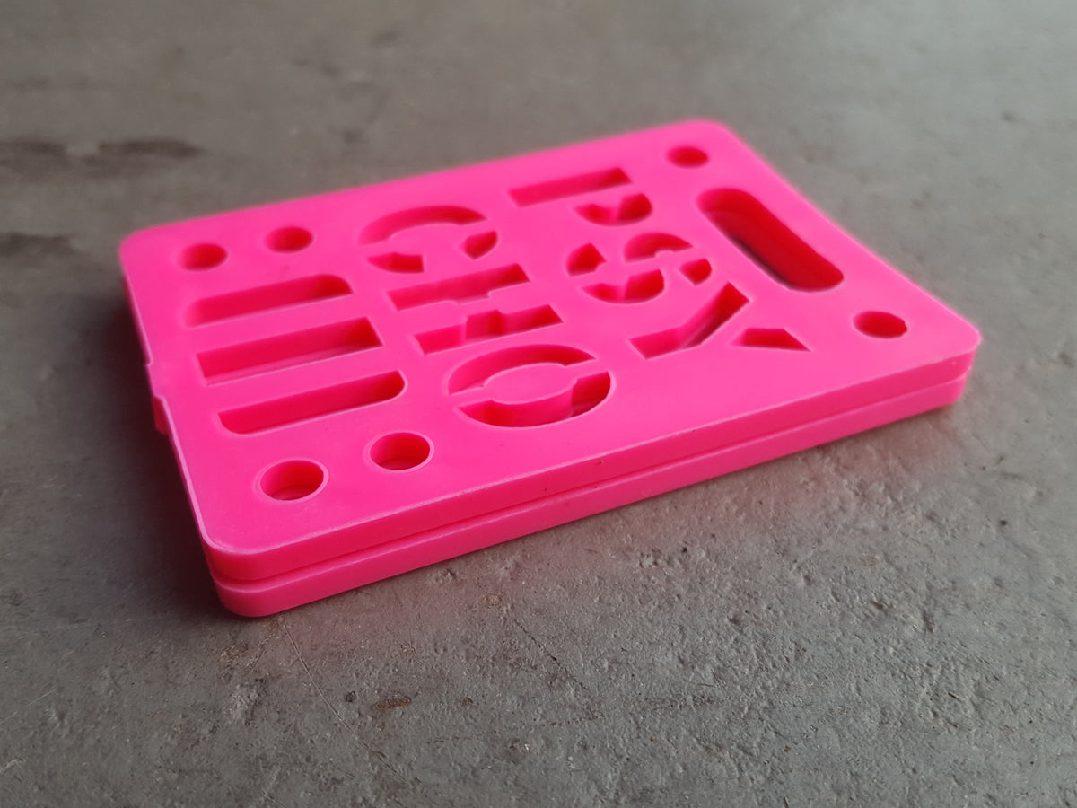 Riser Pads Psycho Risers - 1/8" PINK – SK8supply.com